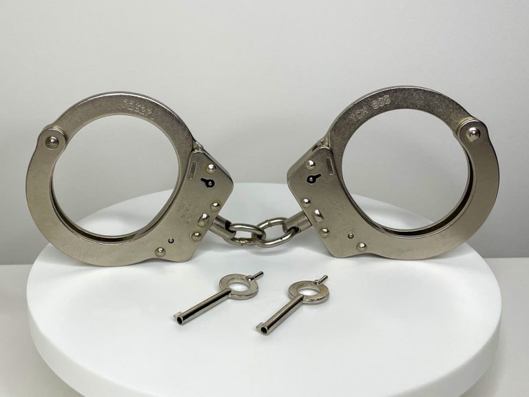 800 Standard Chain - TCH UK - Total Control Handcuffs