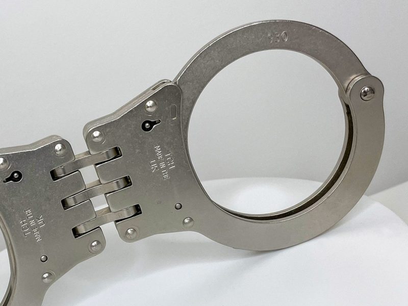 840 Rigid - TCH UK - Total Control Handcuffs